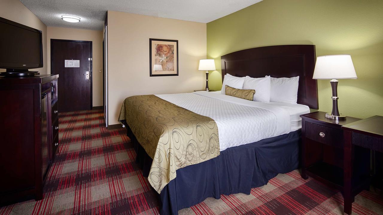 Best Western Plus Addison Galleria Hotel | Hotels in North Dallas, Dallas