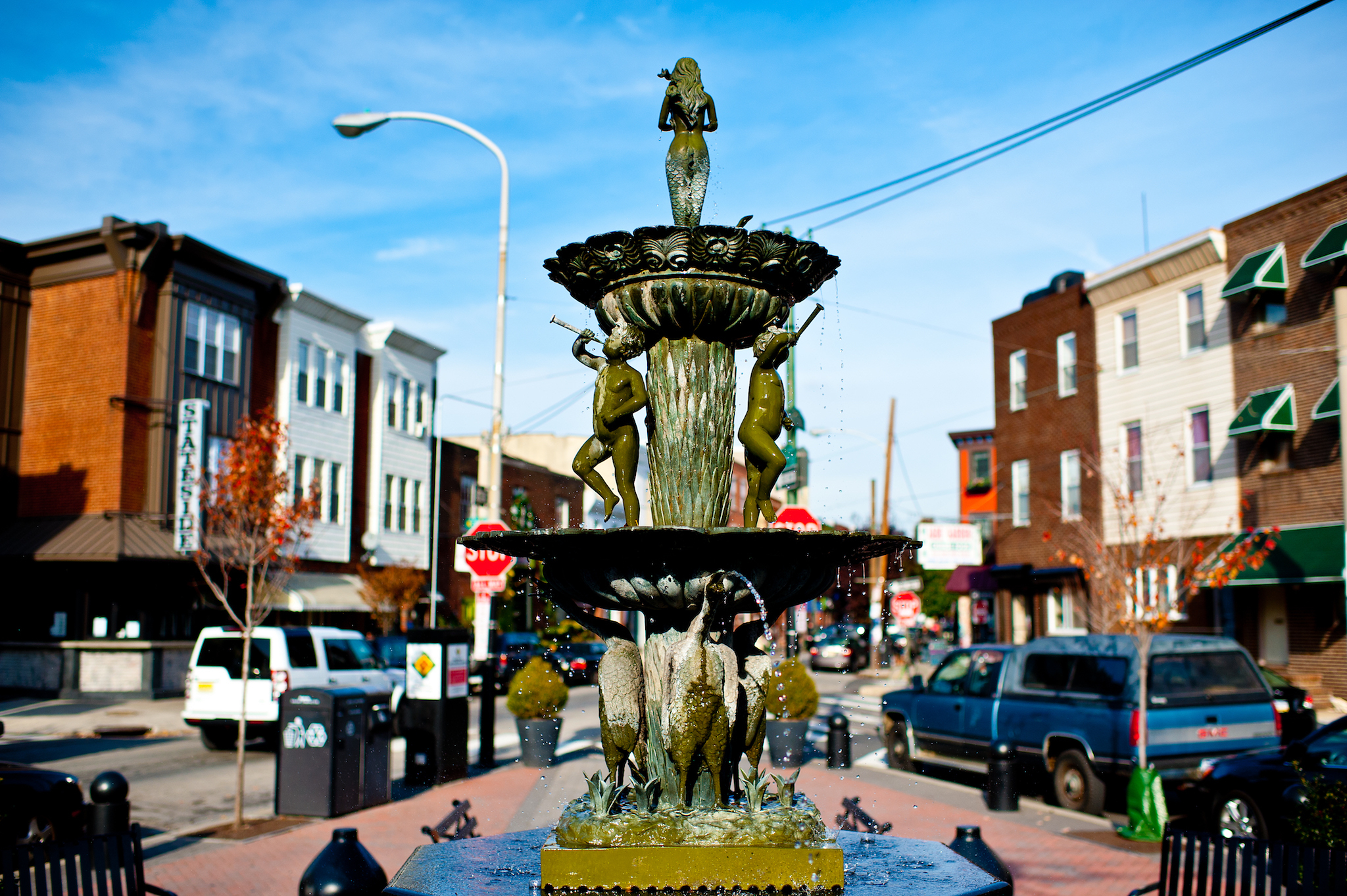 The Singing Fountain | Attractions in East Passyunk Crossing, Philadelphia