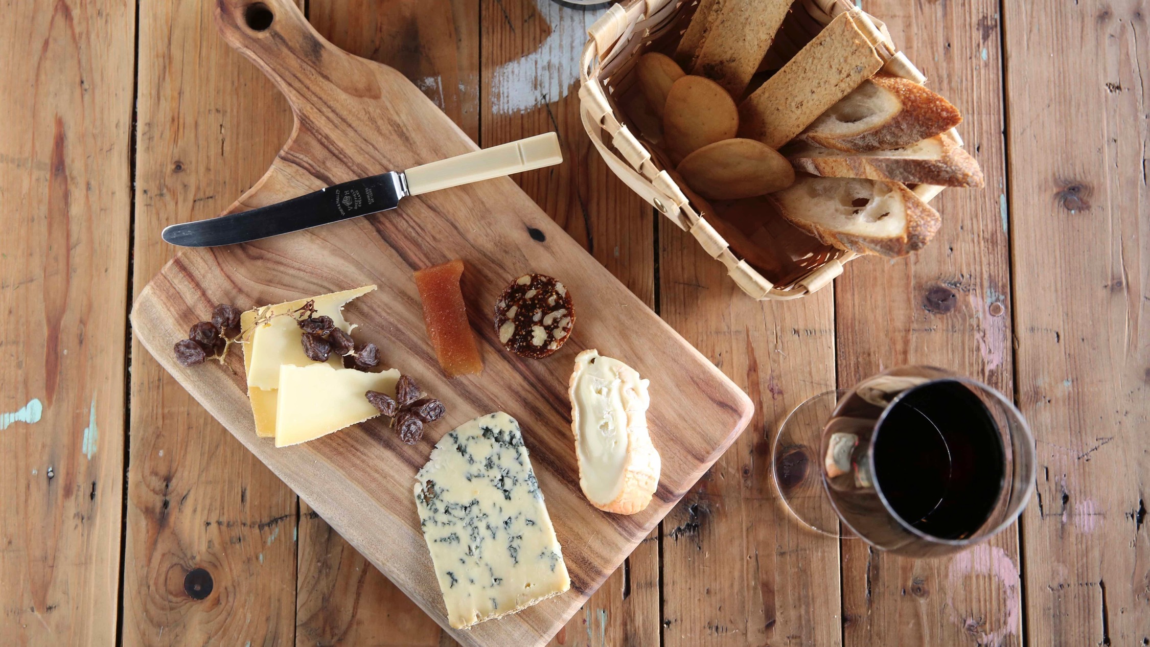 The Stinking Bishops | Restaurants in Newtown, Sydney