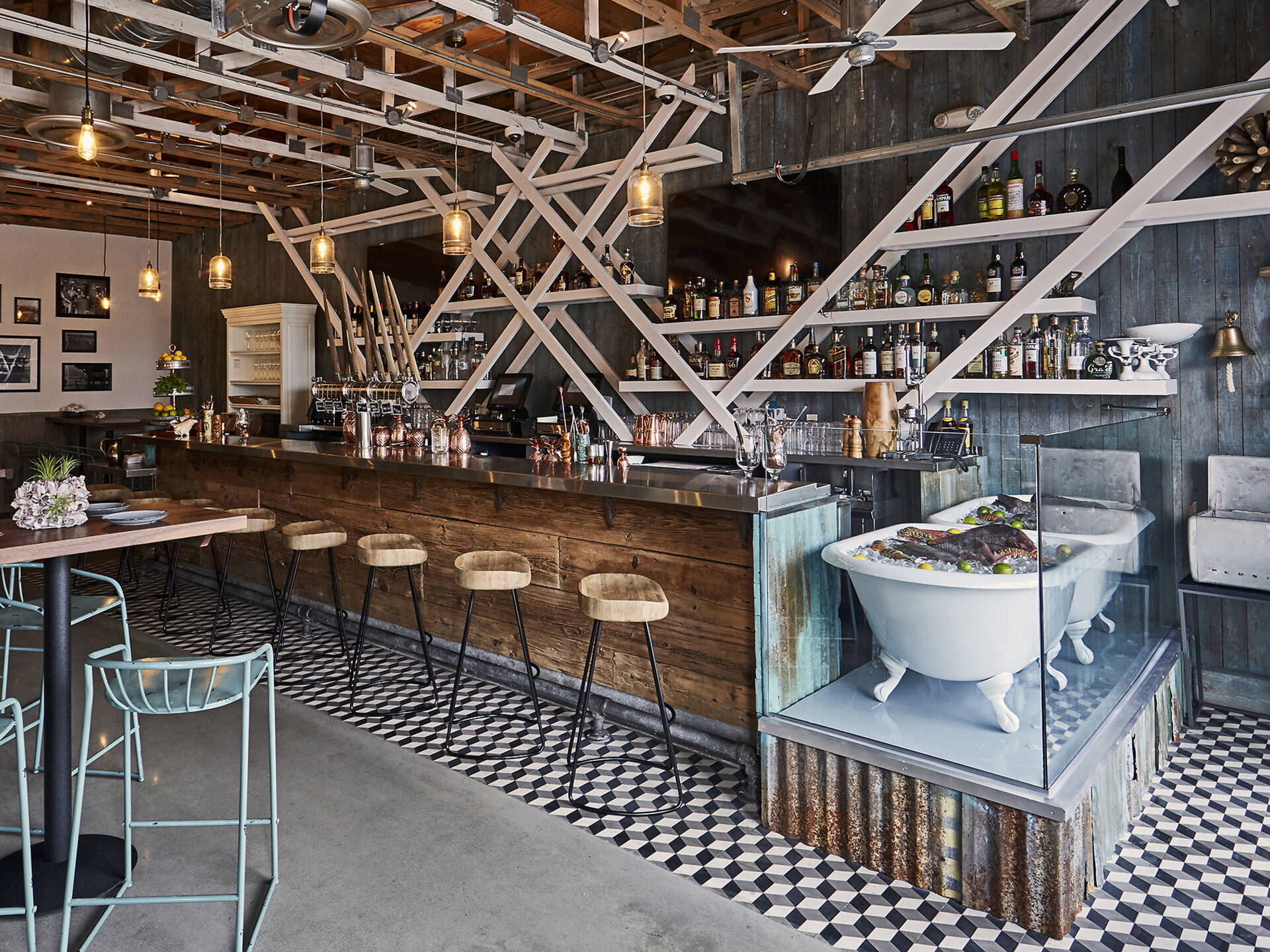 16 Best Seafood Restaurants in Miami for a Fresh-Caught Feast