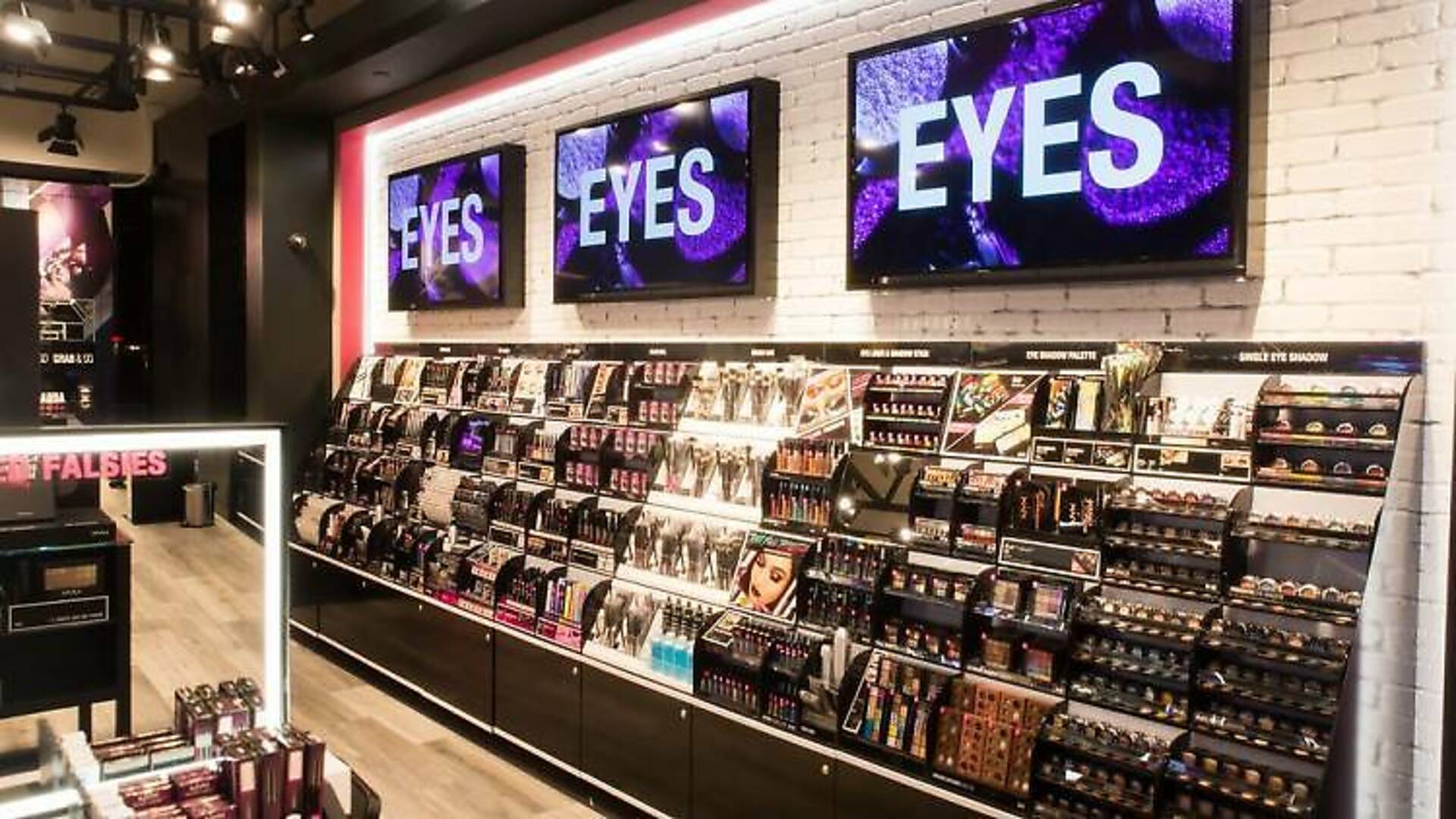 Best stores for Halloween makeup ideas and costumes