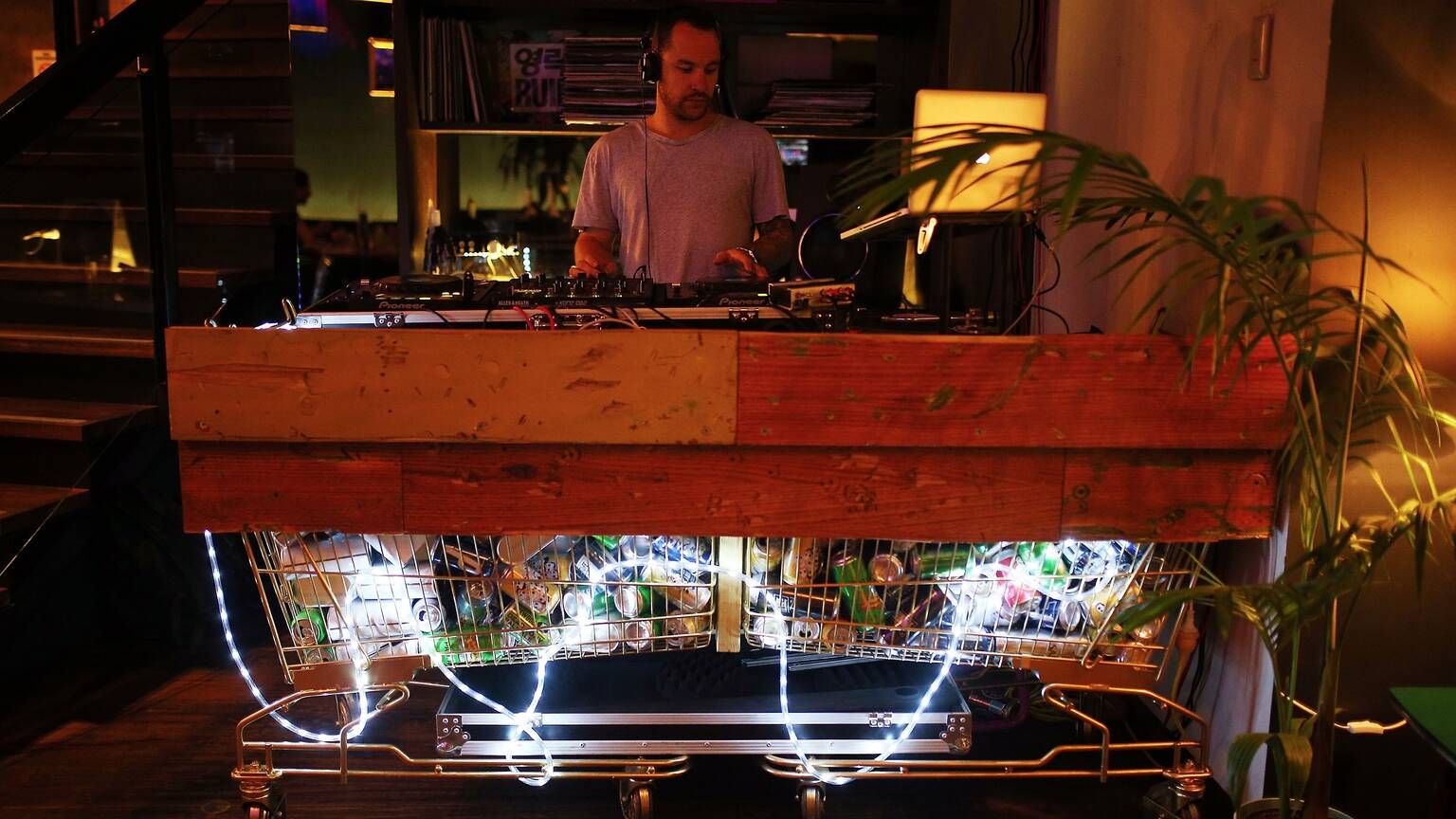 Two Wrongs | Bars in South Yarra, Melbourne