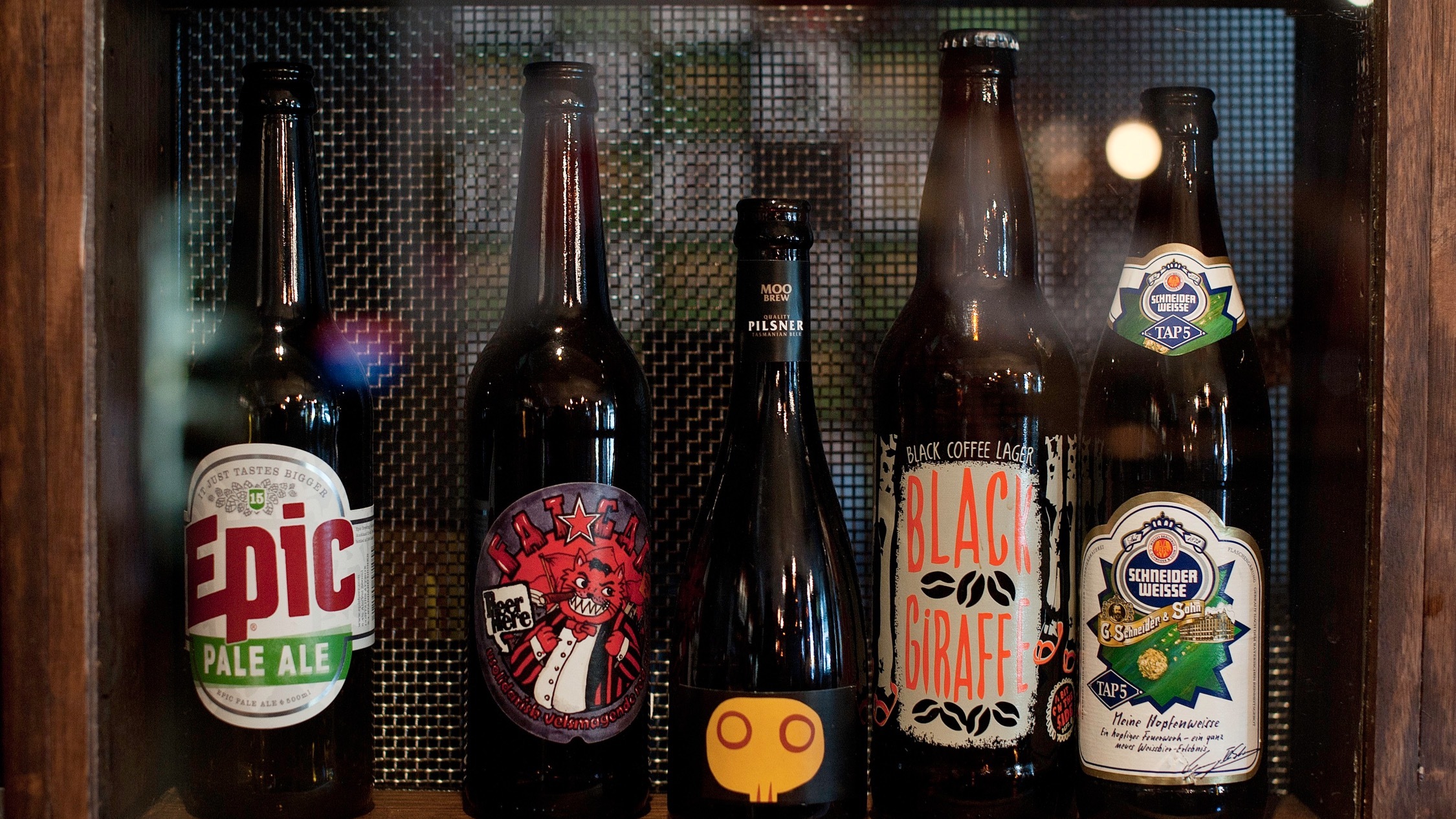 Beer Deluxe Hawthorn | Bars in Hawthorn, Melbourne