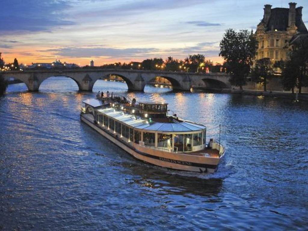 7 Delectable Dinner Cruises in Paris | Prices, dates and offers on ...