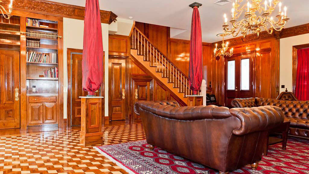 13 Best Airbnbs in Boston | Best Vacation Homes to Book in Boston