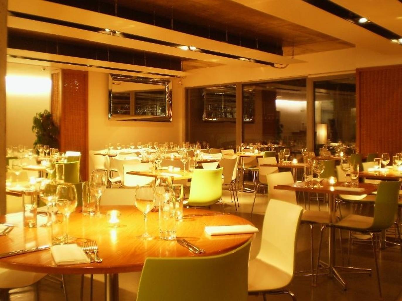 London’s Best Riverside Restaurants | 31 Waterside Wonders