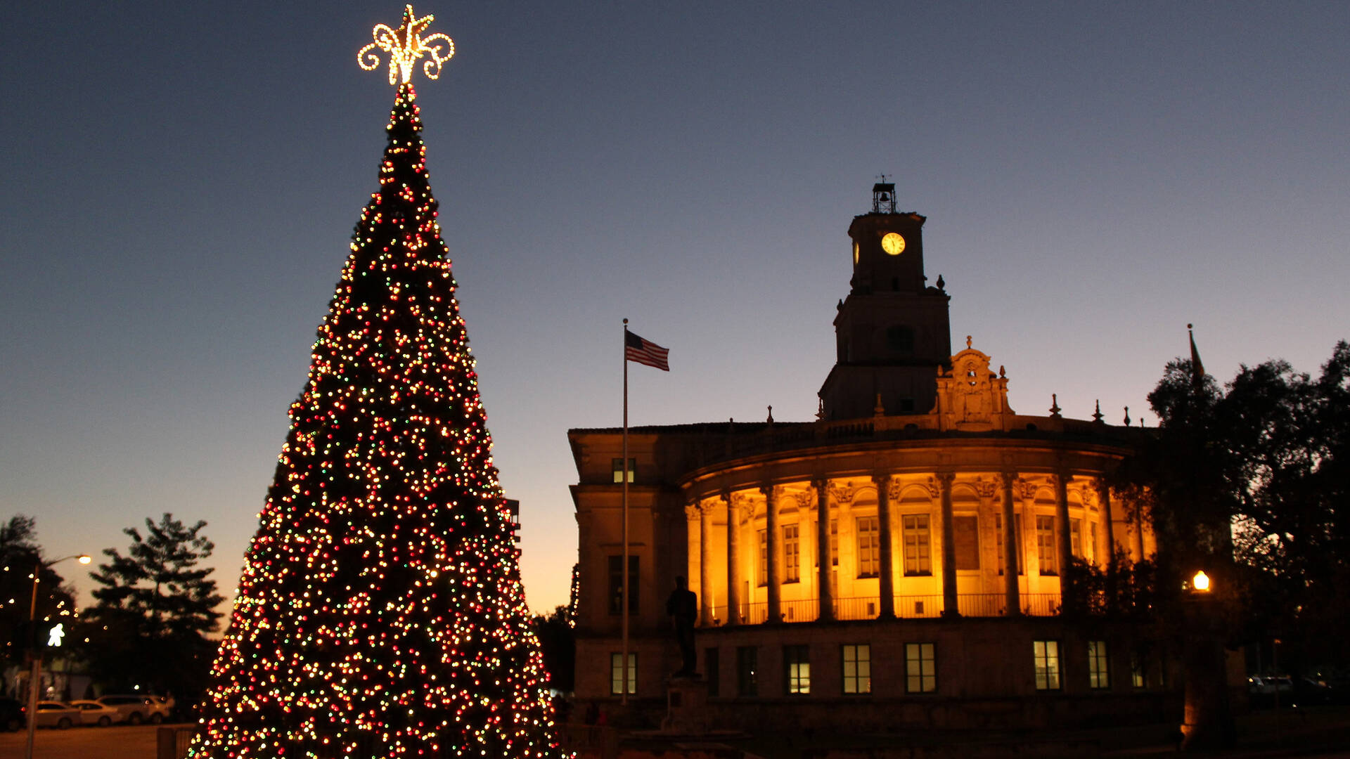 Where to see the most spectacular Christmas lights in Miami