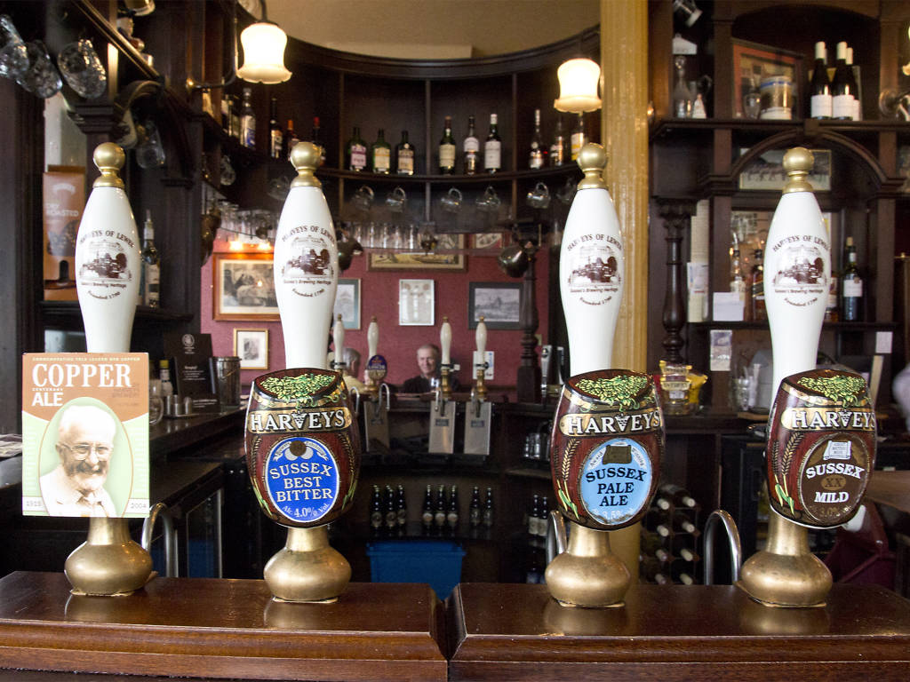 15 Ridiculously Cosy Pubs in London