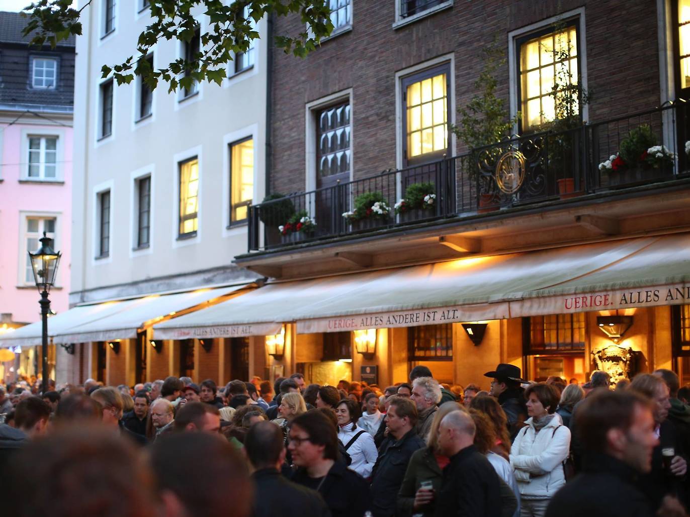 Best Bars In Düsseldorf for A Drink or Three