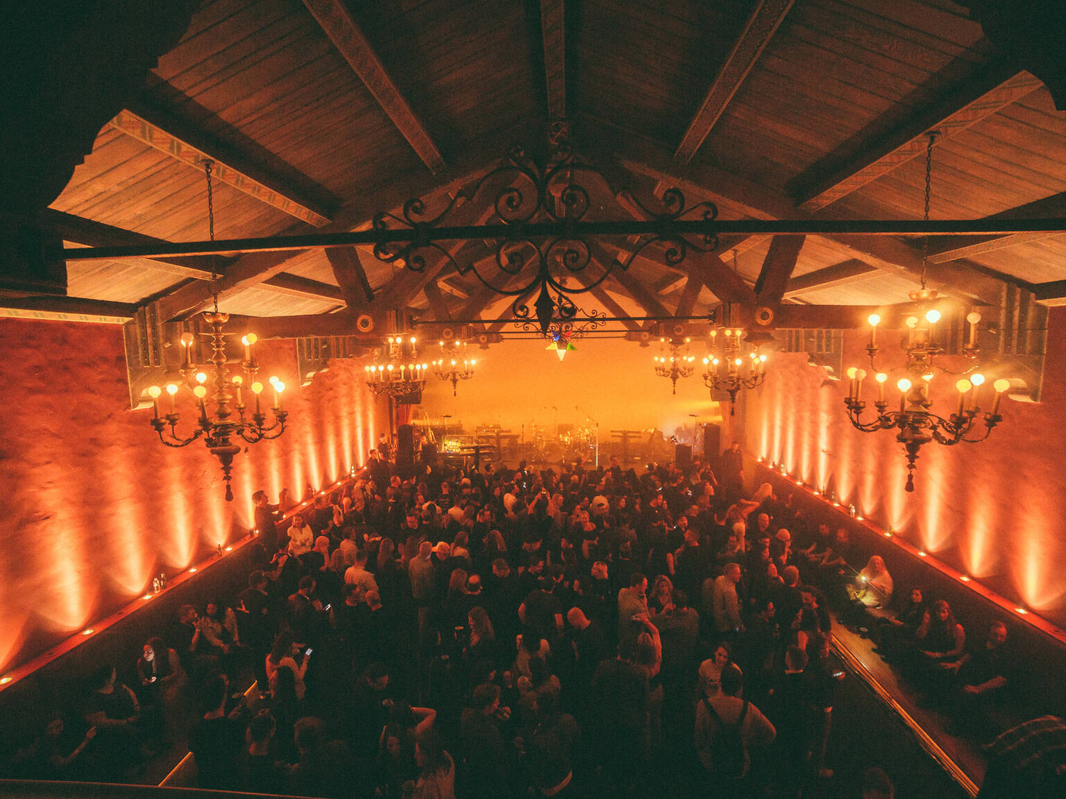 Best Live Music Venues in Los Angeles for Upcoming Concerts