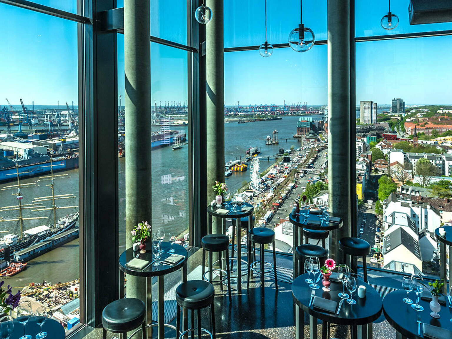 9 Best Bars in Hamburg, Picked By Locals