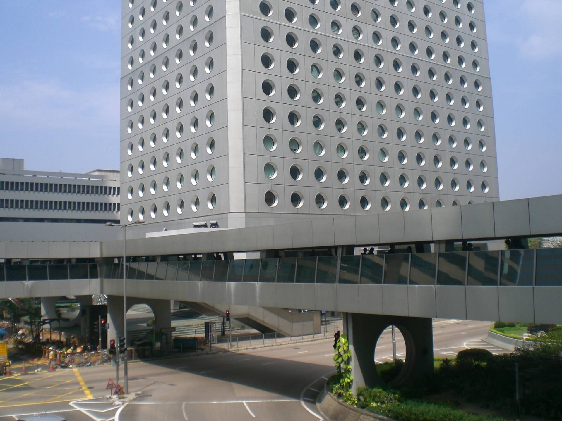 Hong Kong buildings with iconic feng shui features