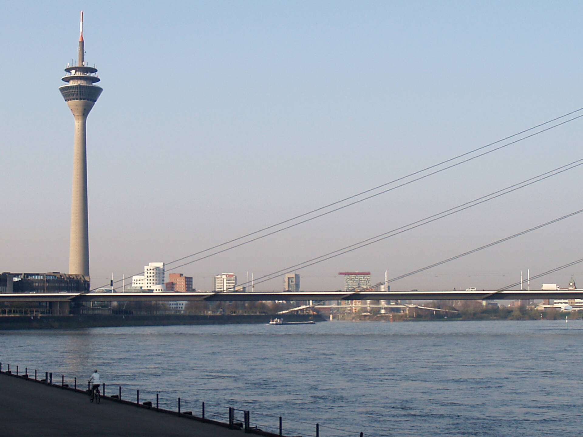 19 Best Things To Do in Düsseldorf, Picked By Experts
