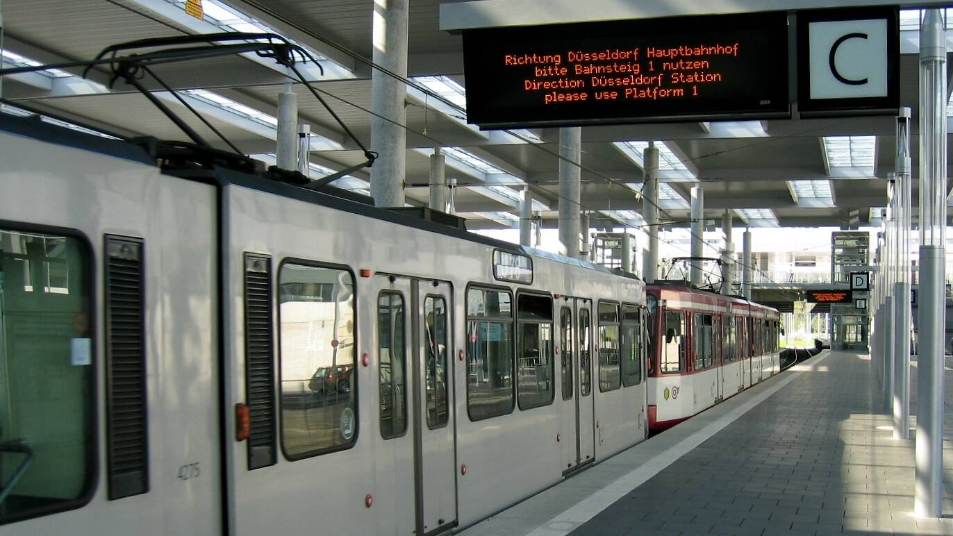 19 Best Things To Do in Düsseldorf, Picked By Experts