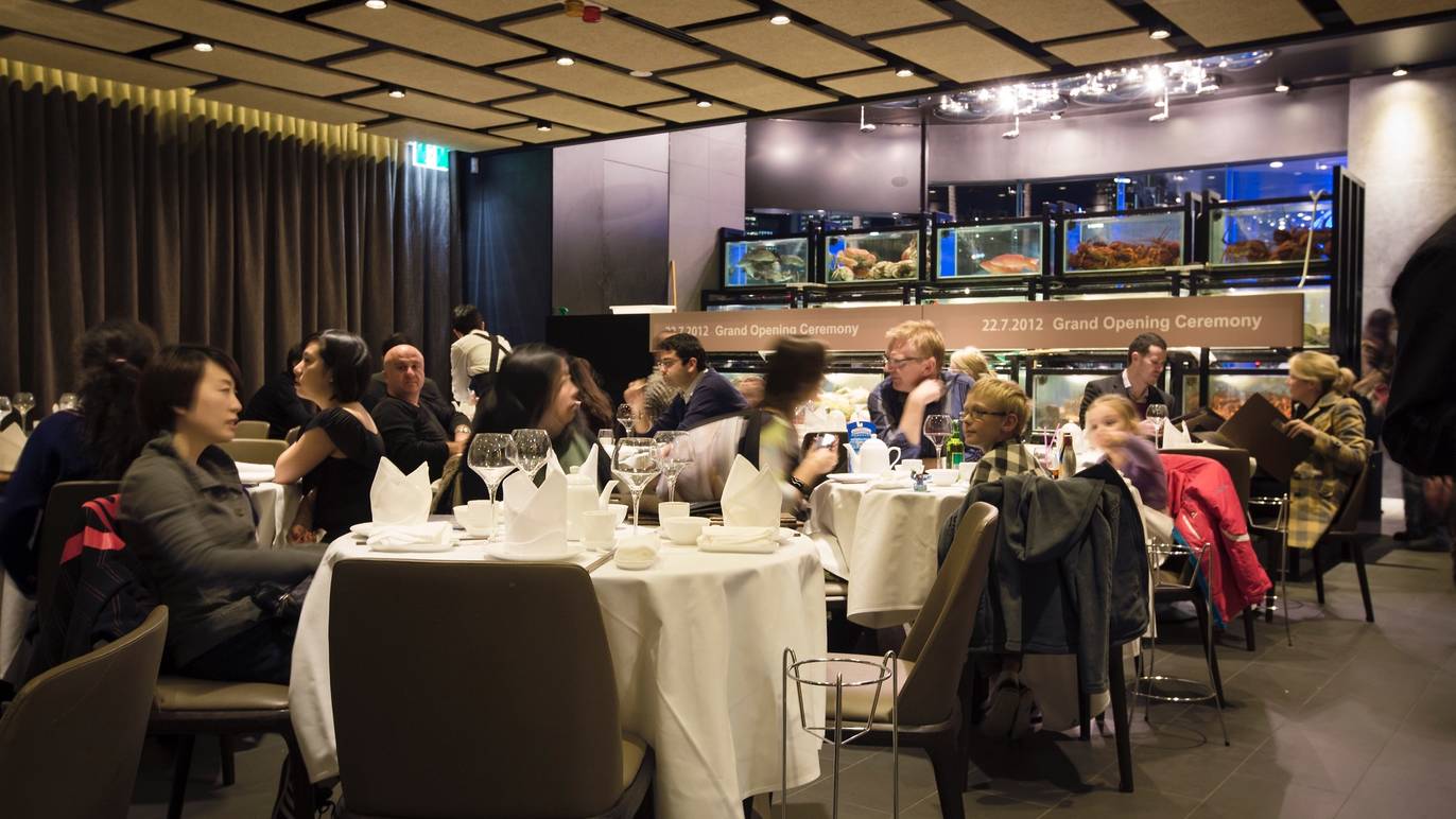 The Century | Restaurants in Darling Harbour, Sydney