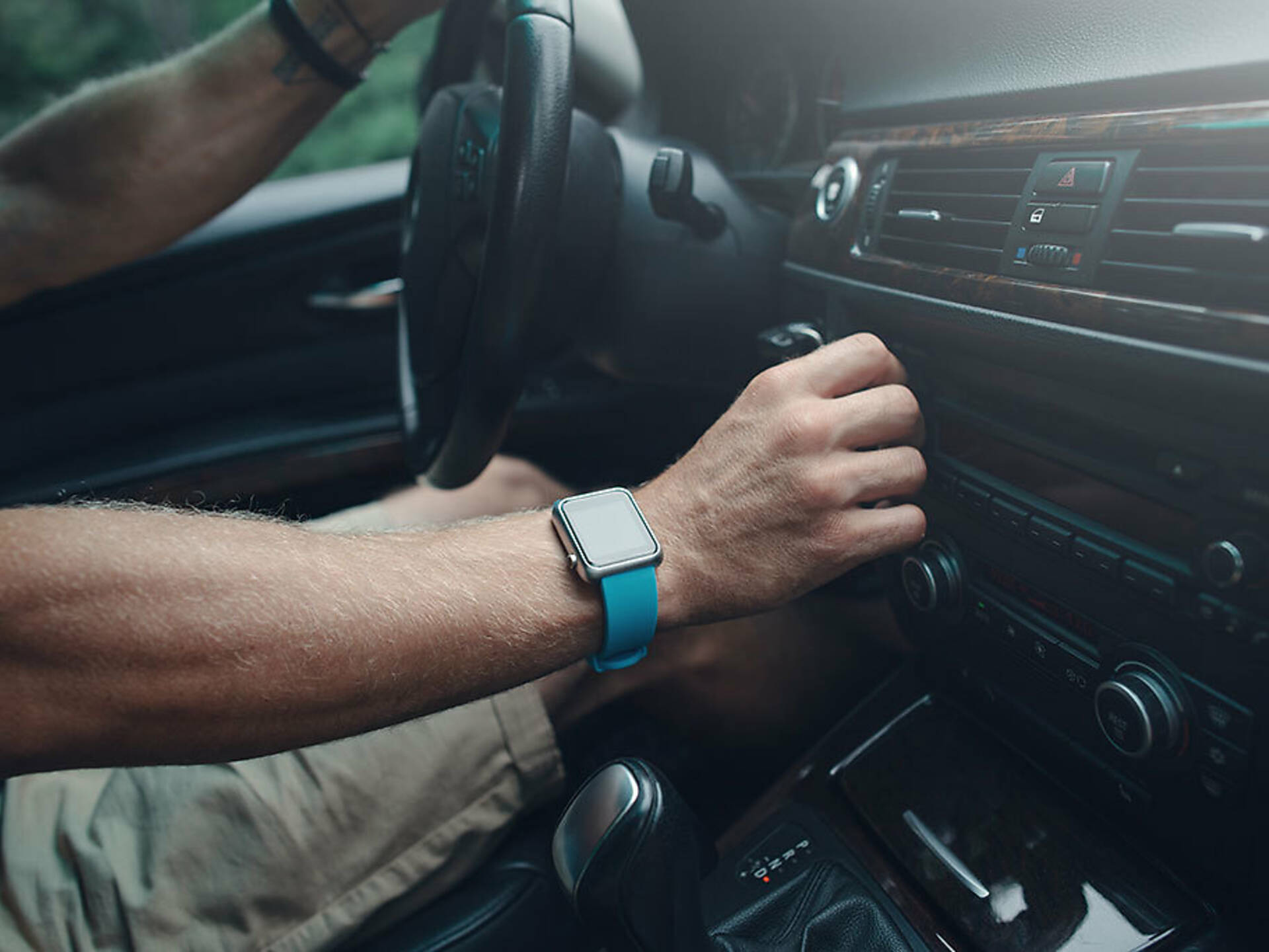 How To Travel For Free In The US: 13 Tips & Tricks