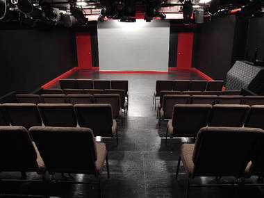 Best Comedy Clubs in NYC to See Stand-up and Improv