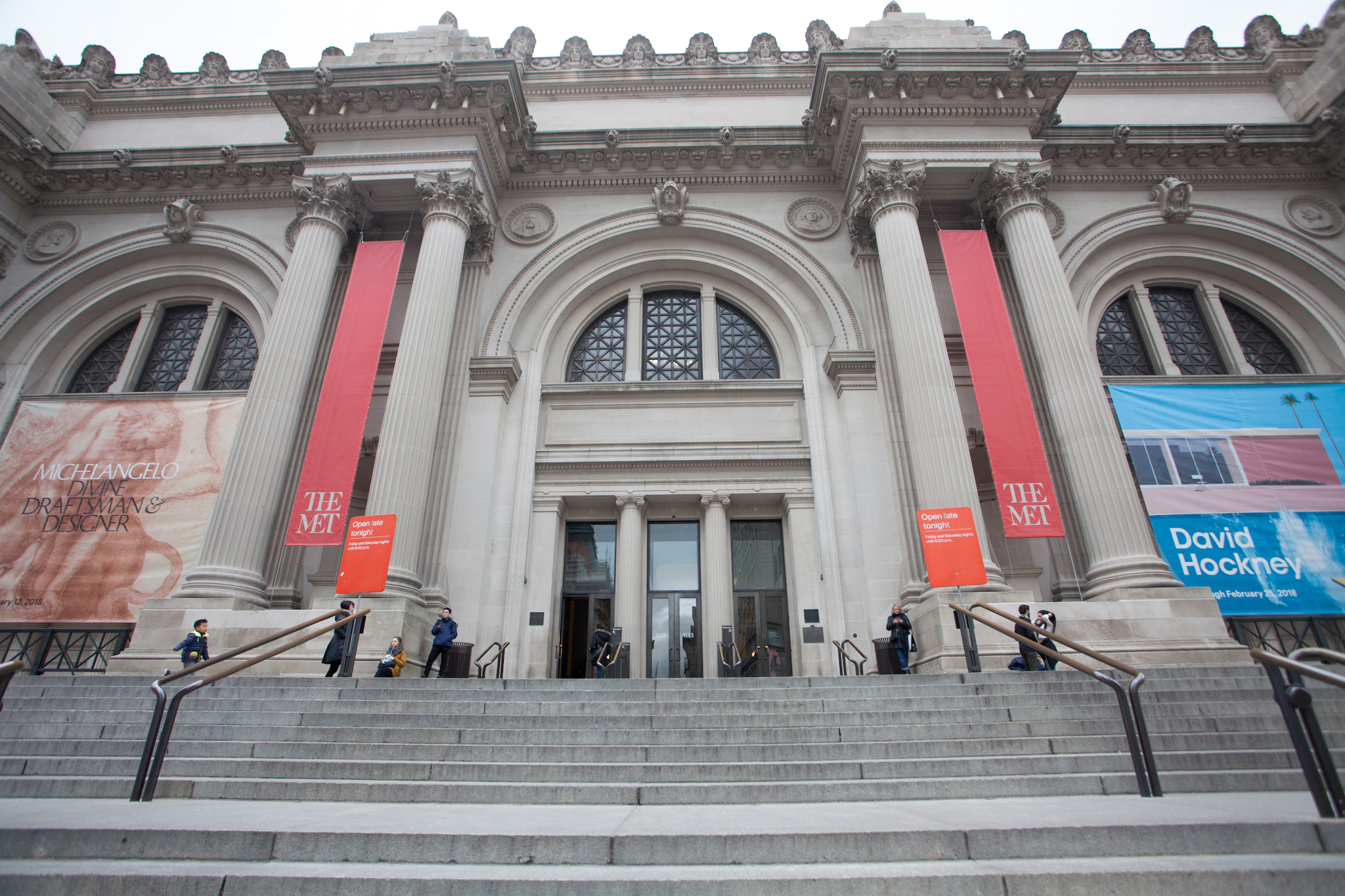The Met will soon start charging a mandatory admission fee