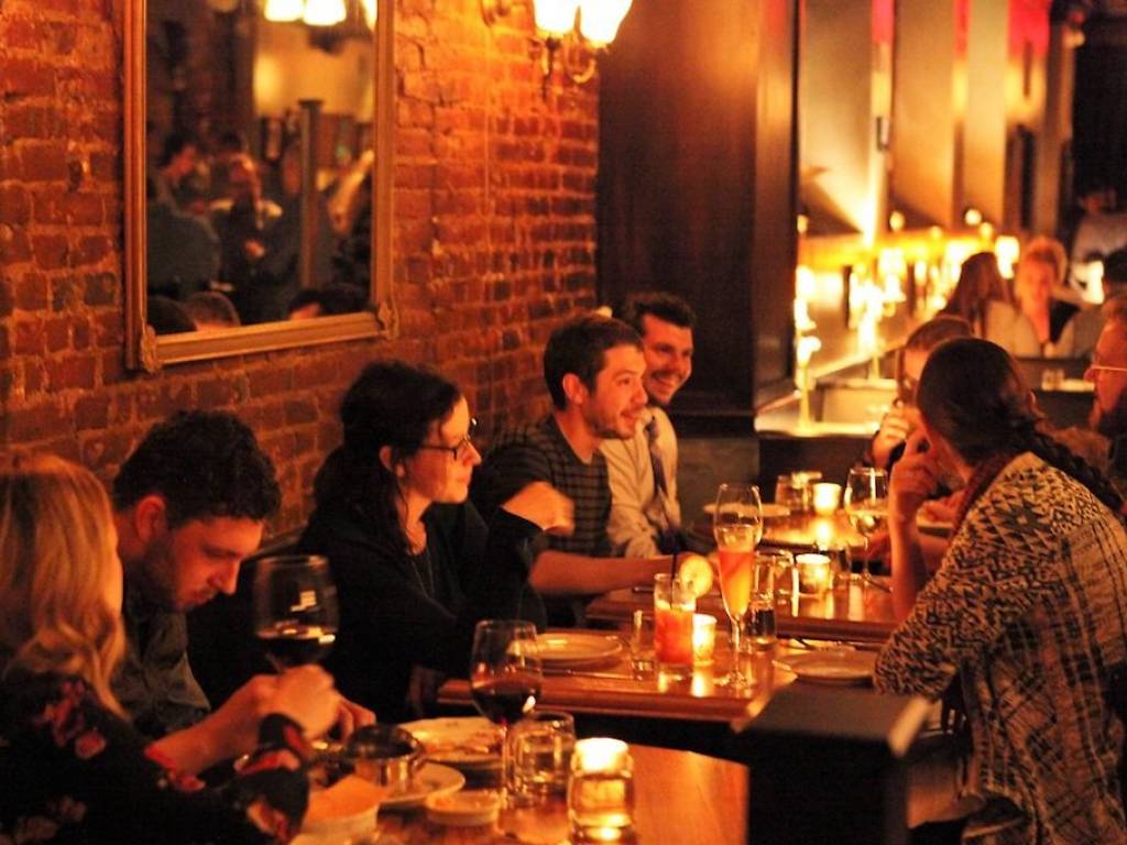 18 Coziest Bars in Philadelphia to Visit Now