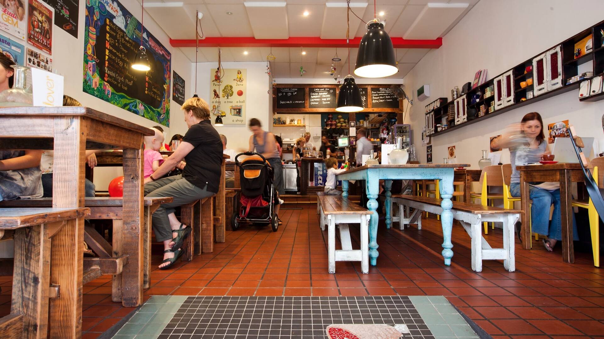 Clover Café | Restaurants in Annandale, Sydney