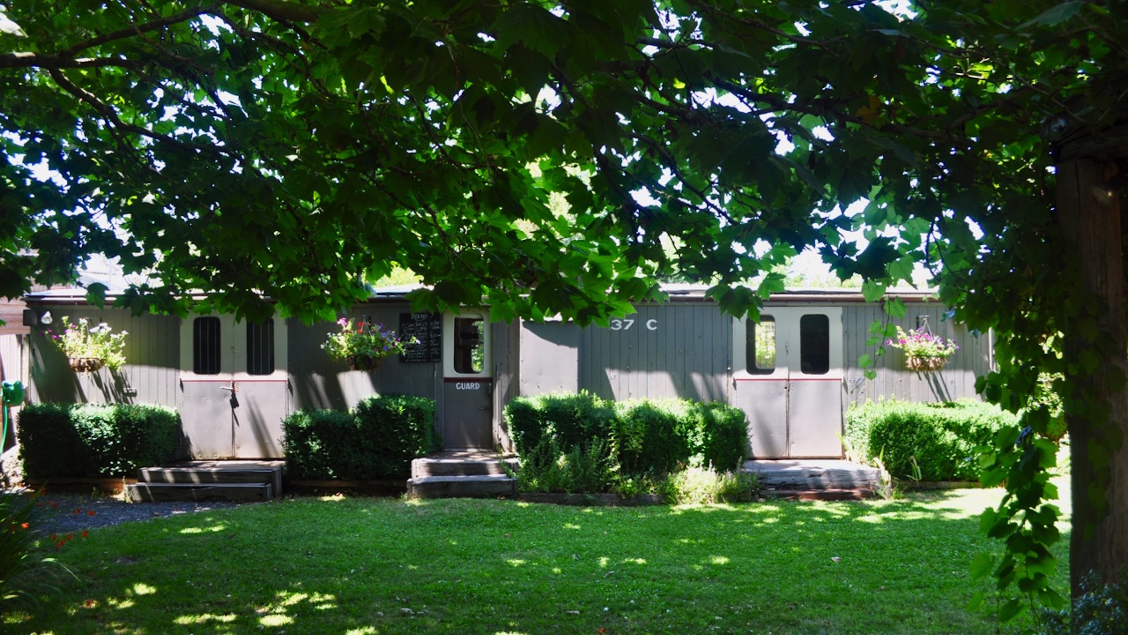 Hedge Farm | Travel in Melbourne