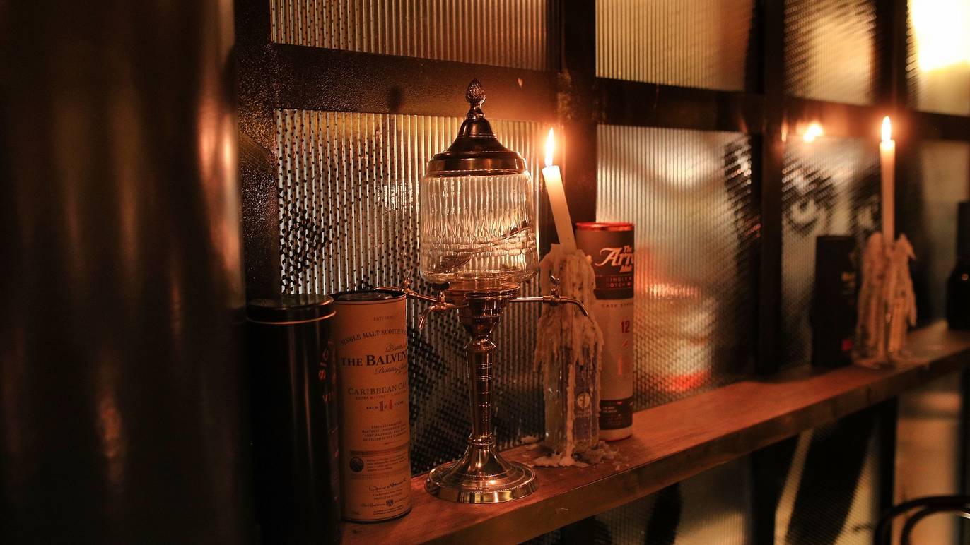 Beneath Driver Lane | Bars in Melbourne, Melbourne