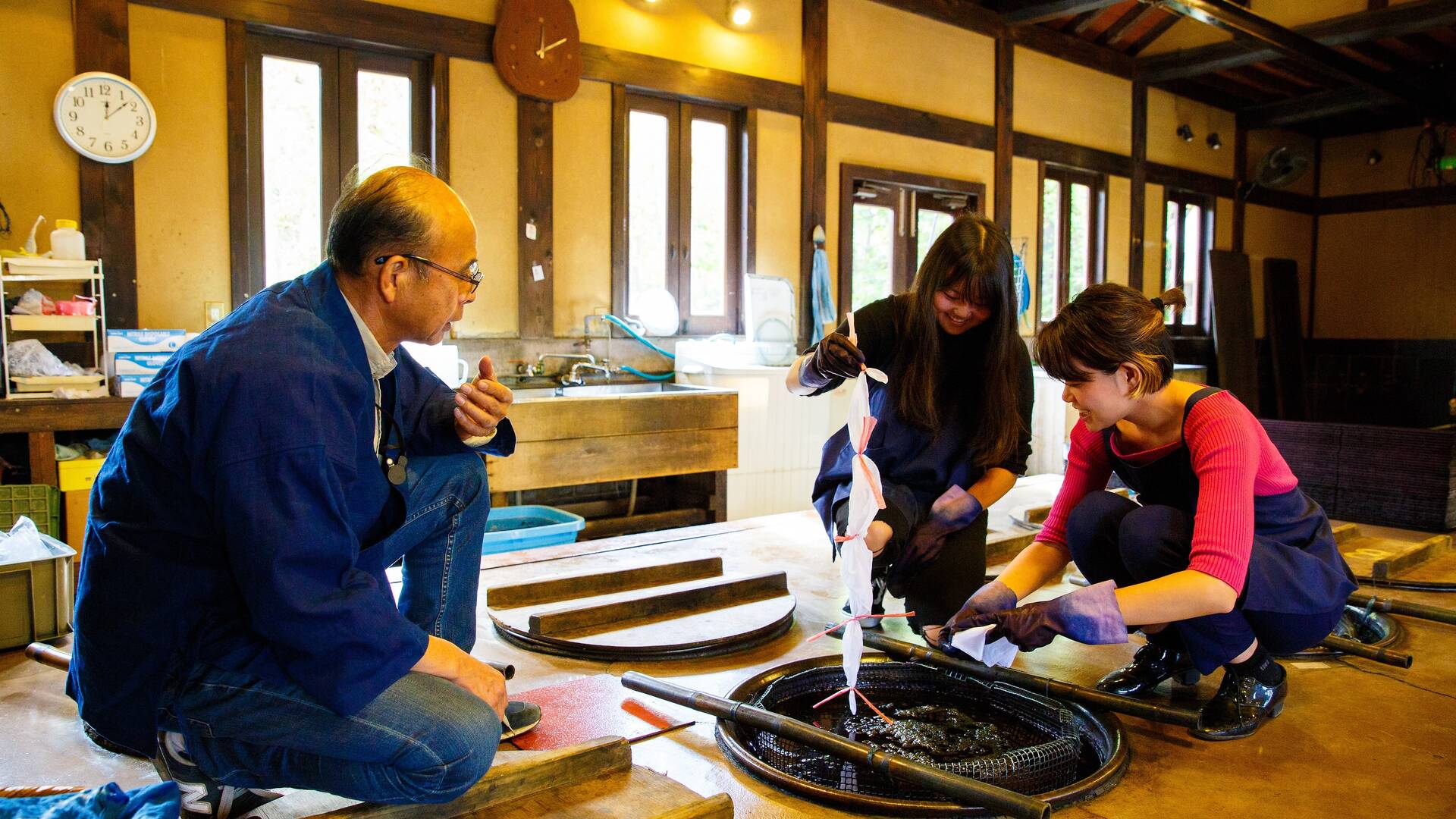 The beginner's guide to aizome, traditional indigo dyeing | Time Out Tokyo