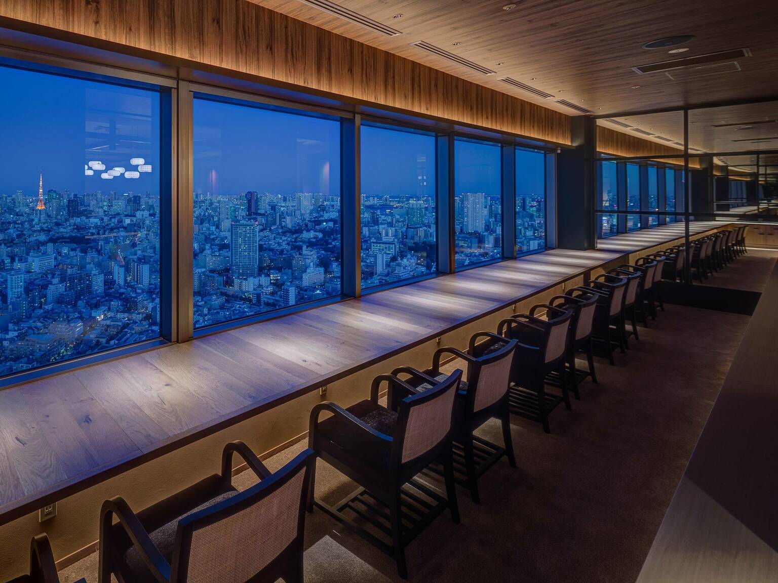 7 best restaurants with a view in Tokyo