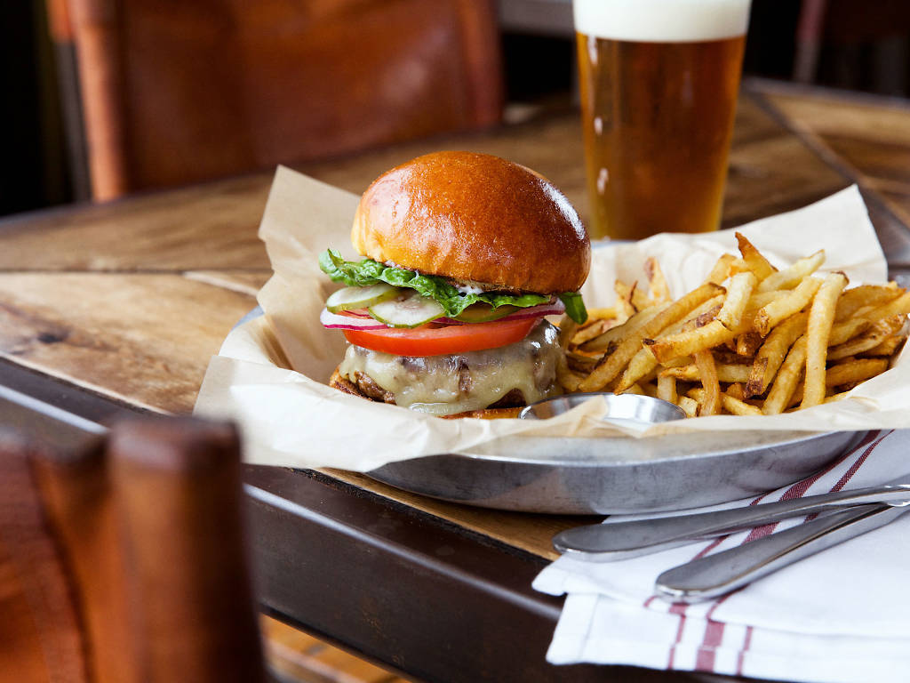 The Ultimate Guide to Fareground, Austin's First Food Hall