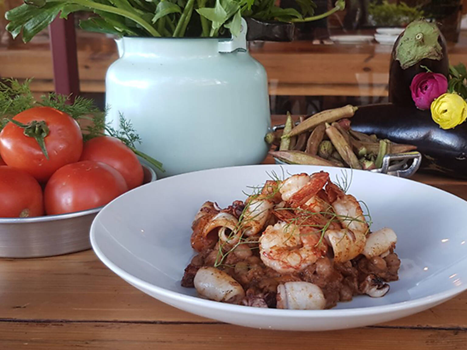 Restaurants in Haifa - from dining out to dancing at these bars