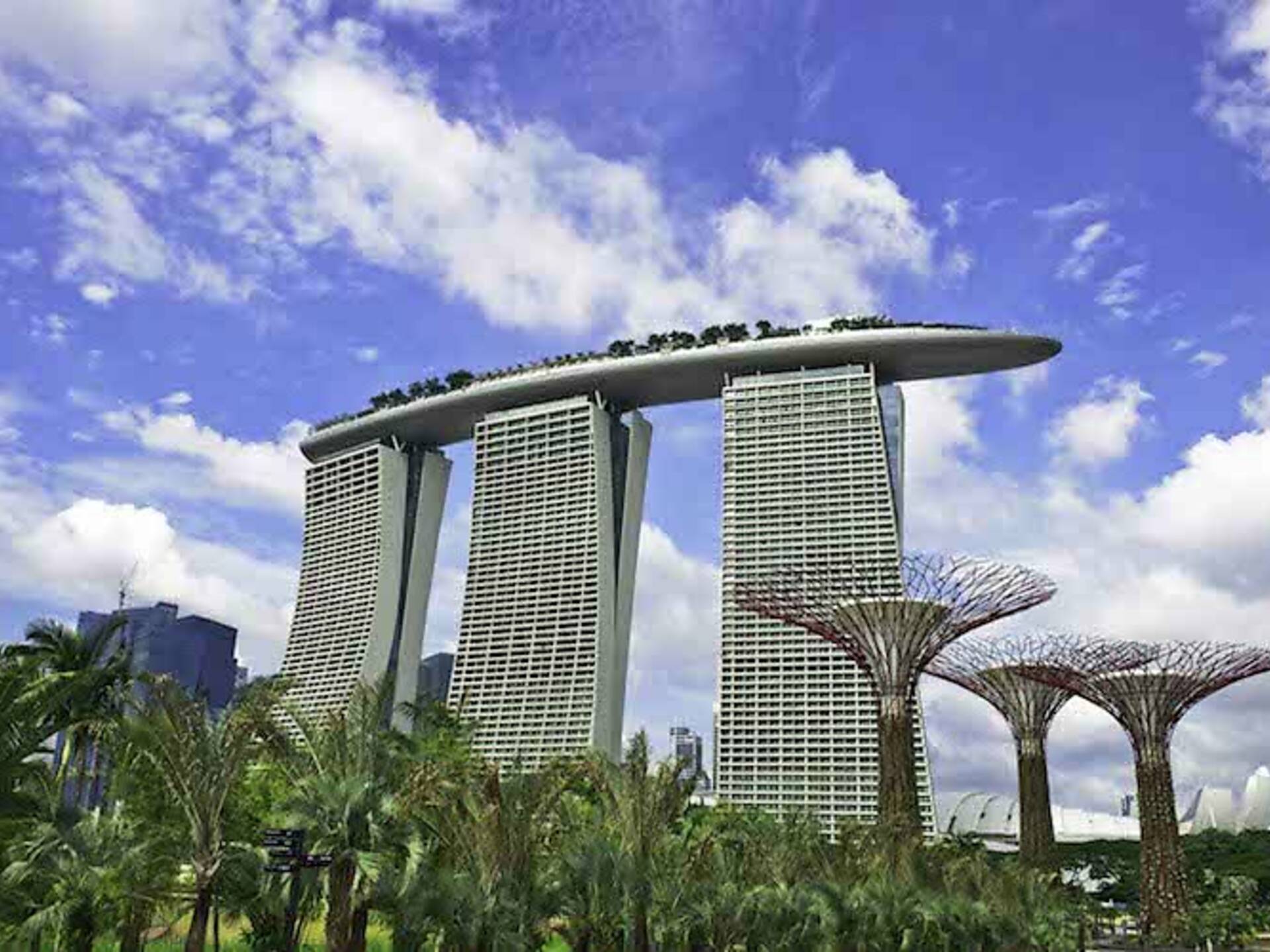 The Coolest Futuristic Architecture In Singapore