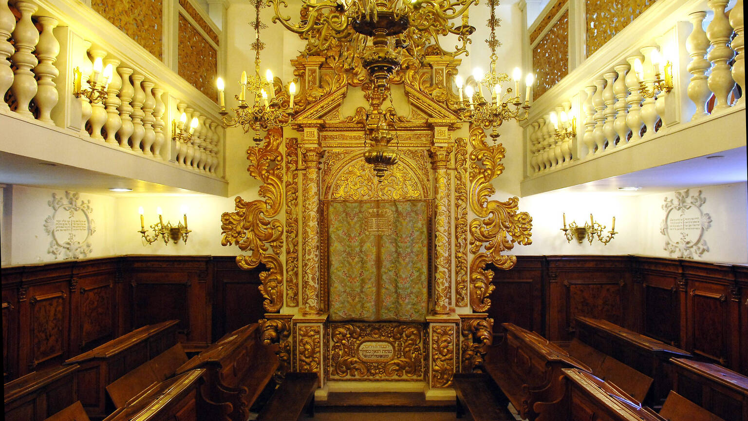 Stunning Jewish synagogues in Israel to visit in the Holy Land