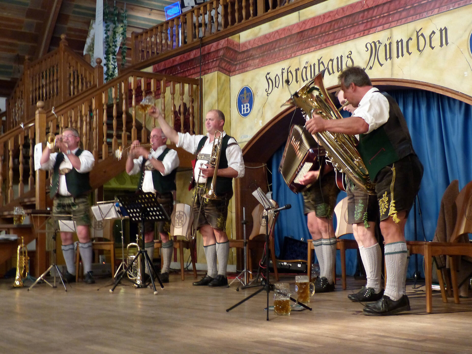 20 Perfect Travel Tips for First-Time Visitors to Munich