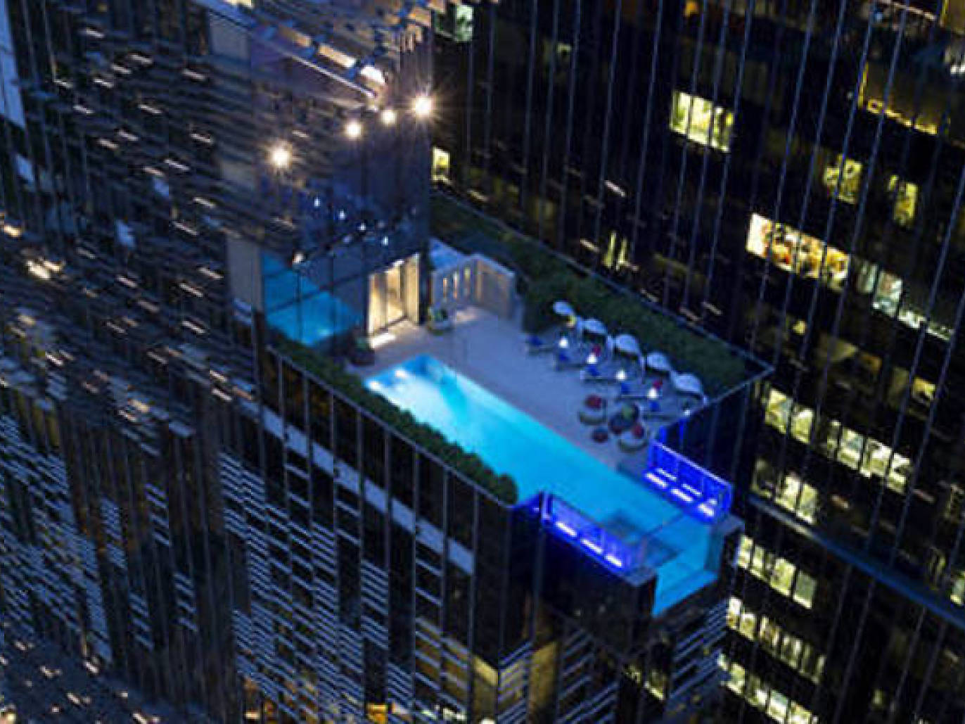 Best Swimming Pools in Hong Kong - From Indoor Pools To Rooftops Views
