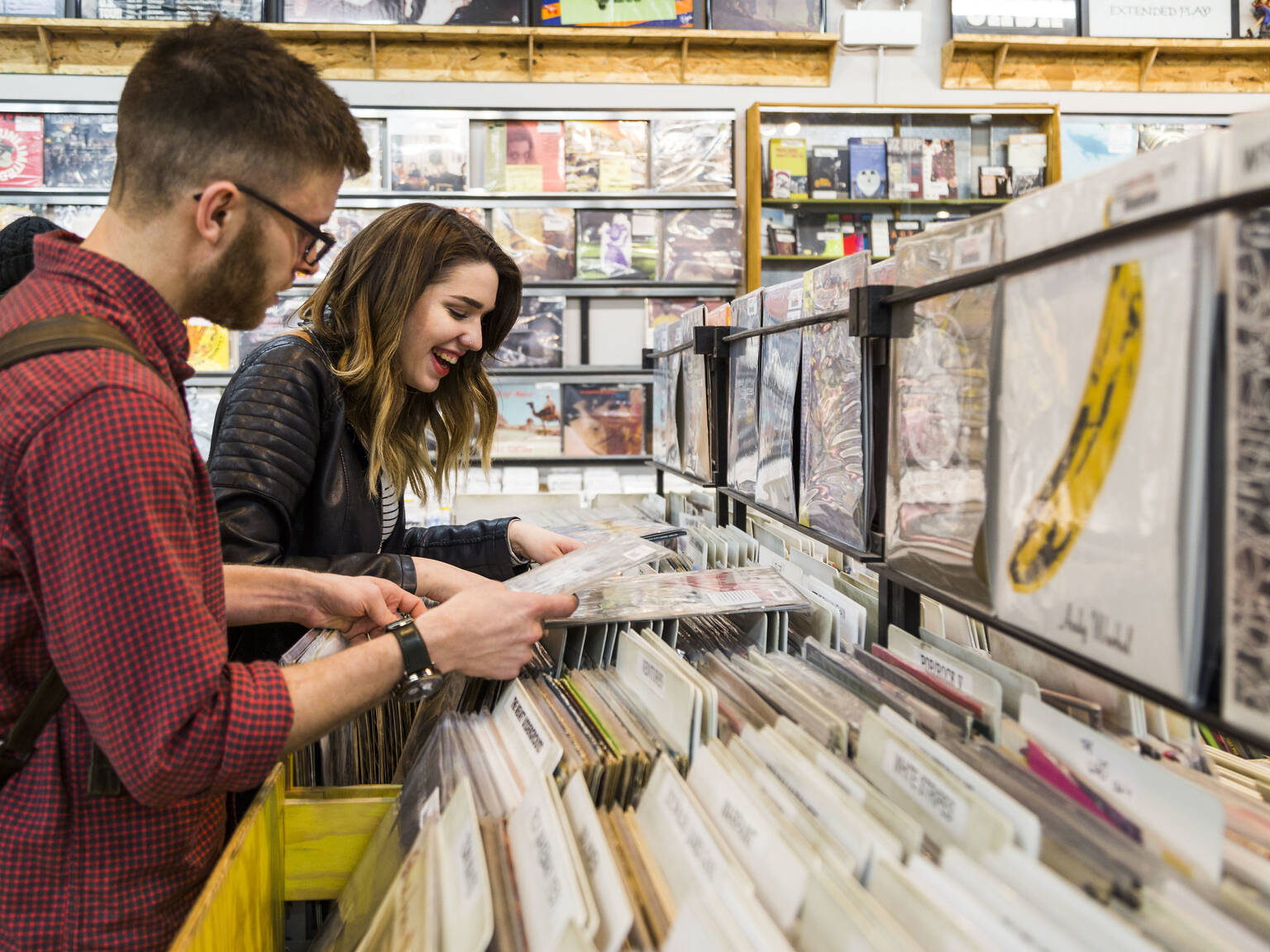 22 Best Record Stores in Chicago for Vinyl, CDs and More