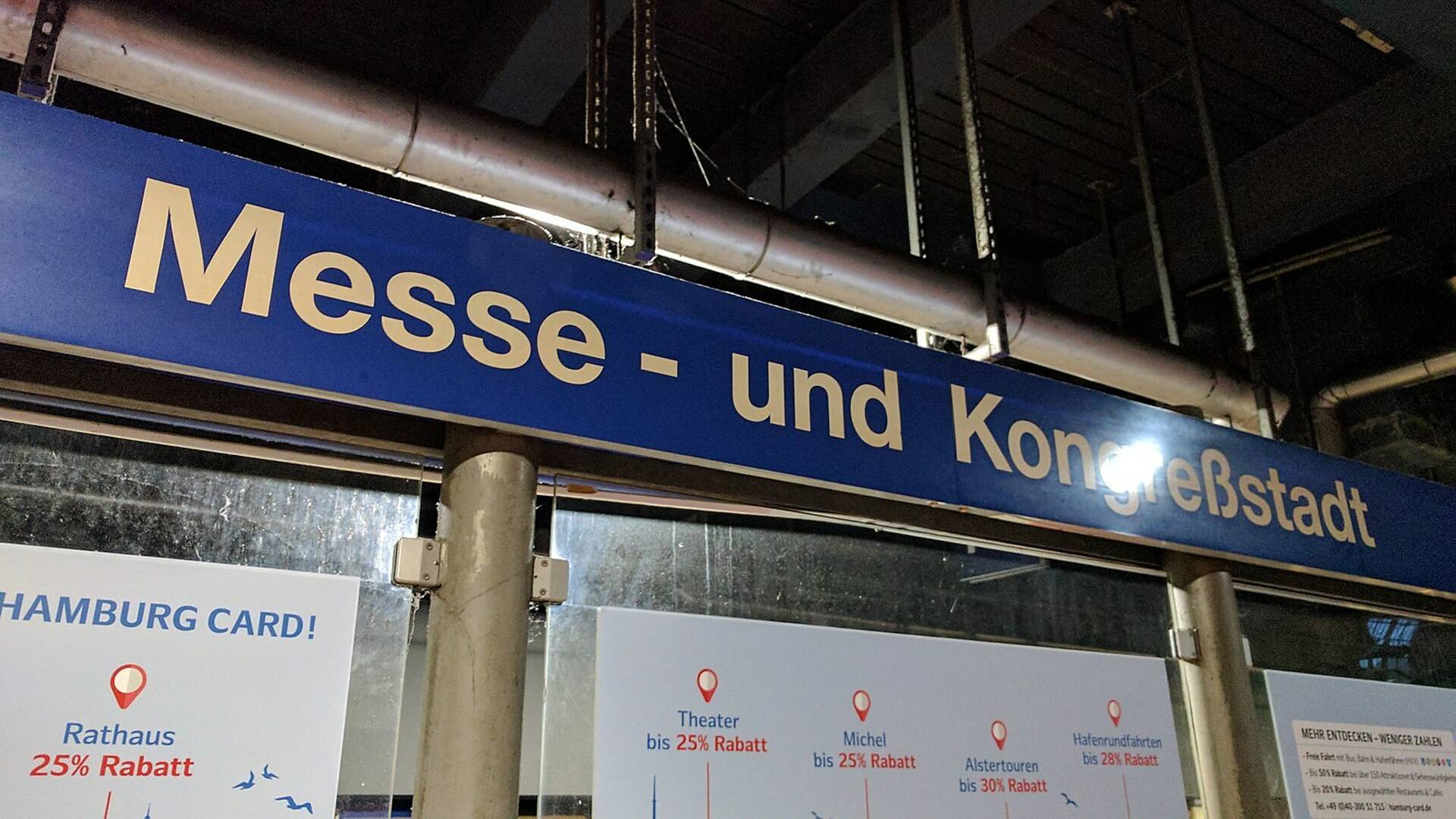 20 Travel Tips Every First Time Hamburg Visitor Needs to Know