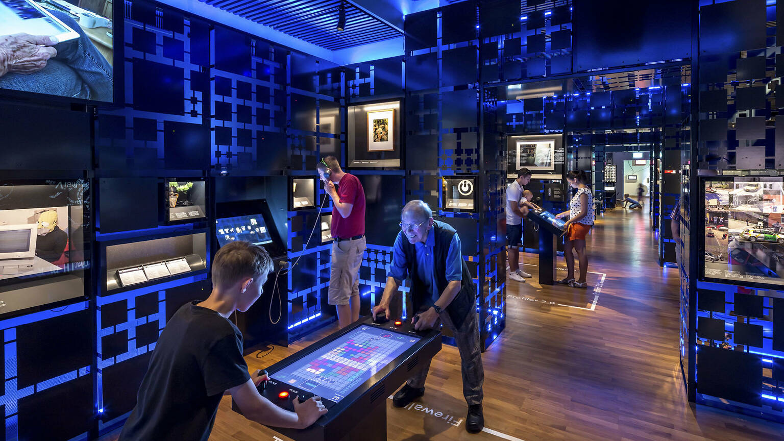 10 things to do at the new Museum of Communication