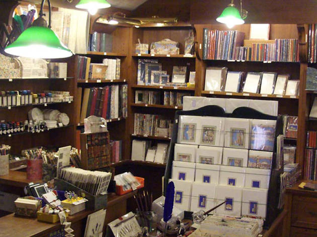 Il Papiro | Shopping in Rome