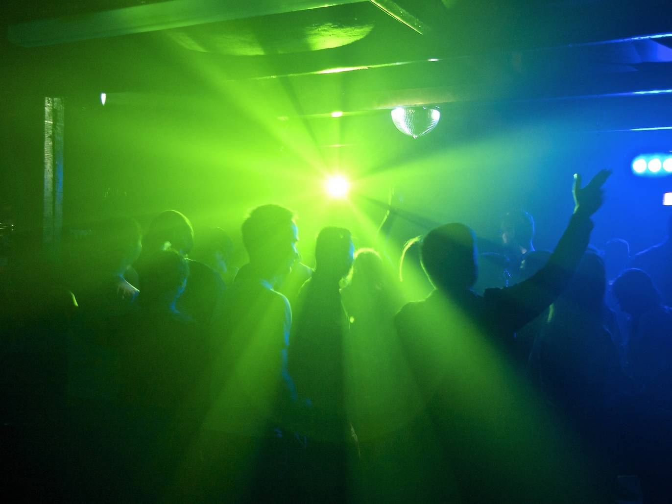 Sydney's 4 best retro dancefloors