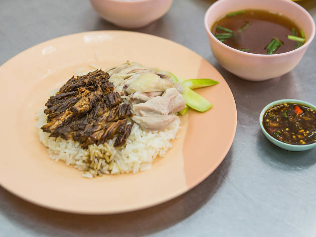 Mongkon Chai Khao Mun Kai | Restaurants in Rattanakosin, Bangkok