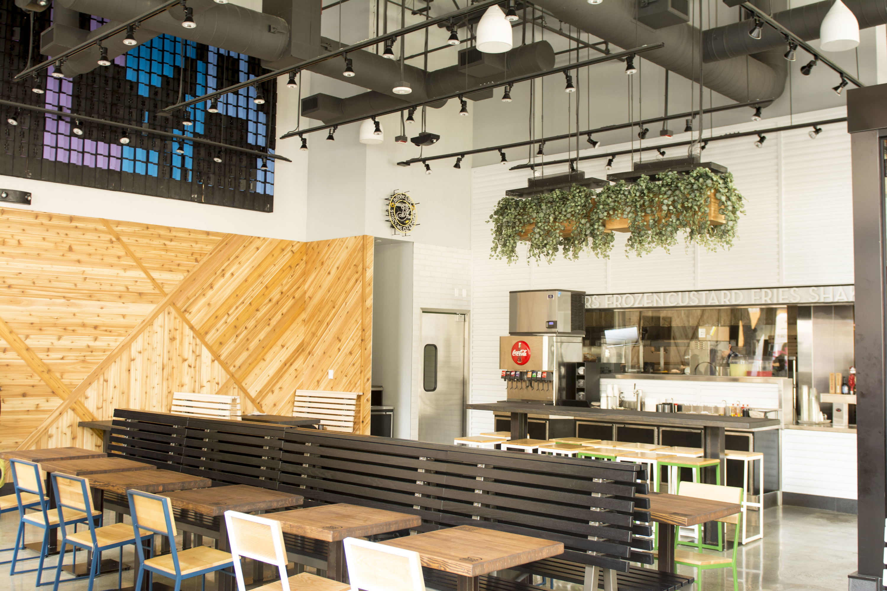 Shake Shack | Restaurants in Downtown Financial District, Los Angeles