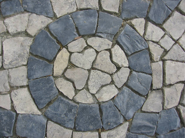 A calçada portuguesa está cheia de segredos