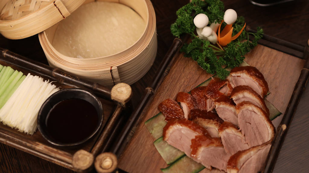 Dragon Inn Club | Restaurants in Victoria, London