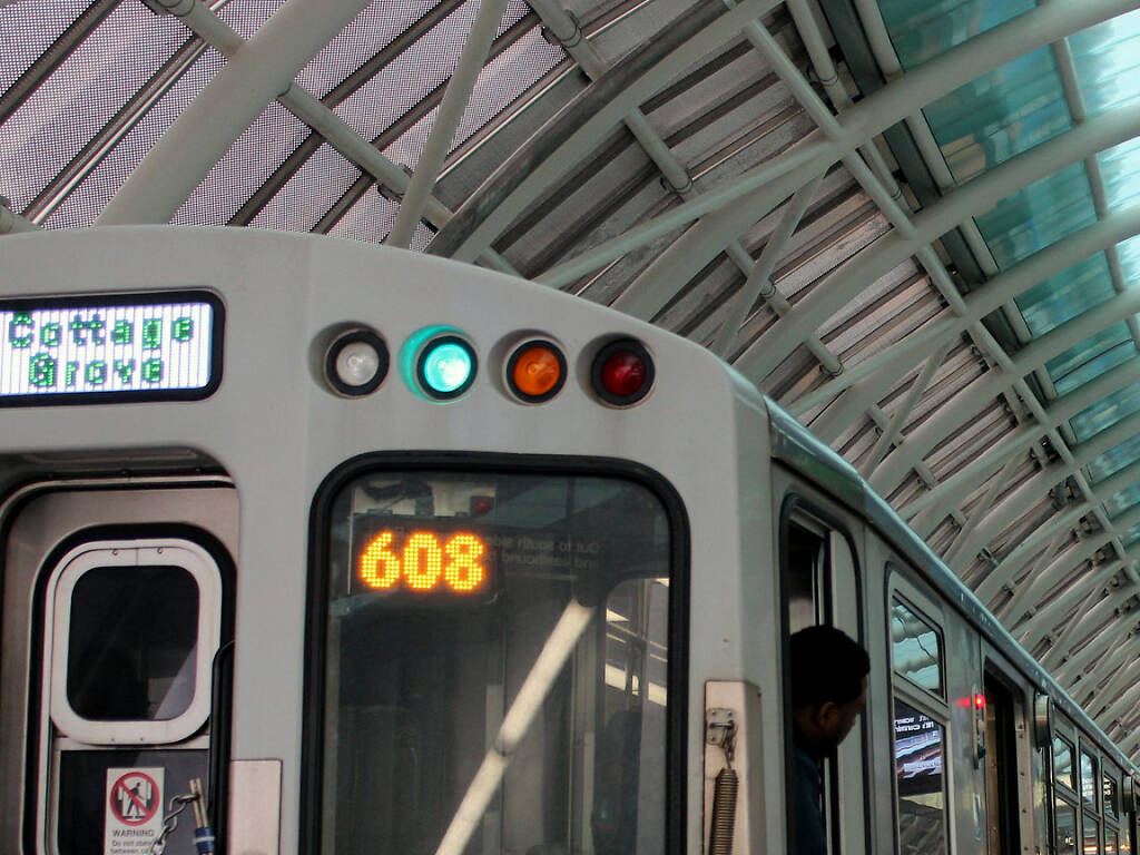 Chicago Public Transportation Guide to CTA, Metra and Divvy
