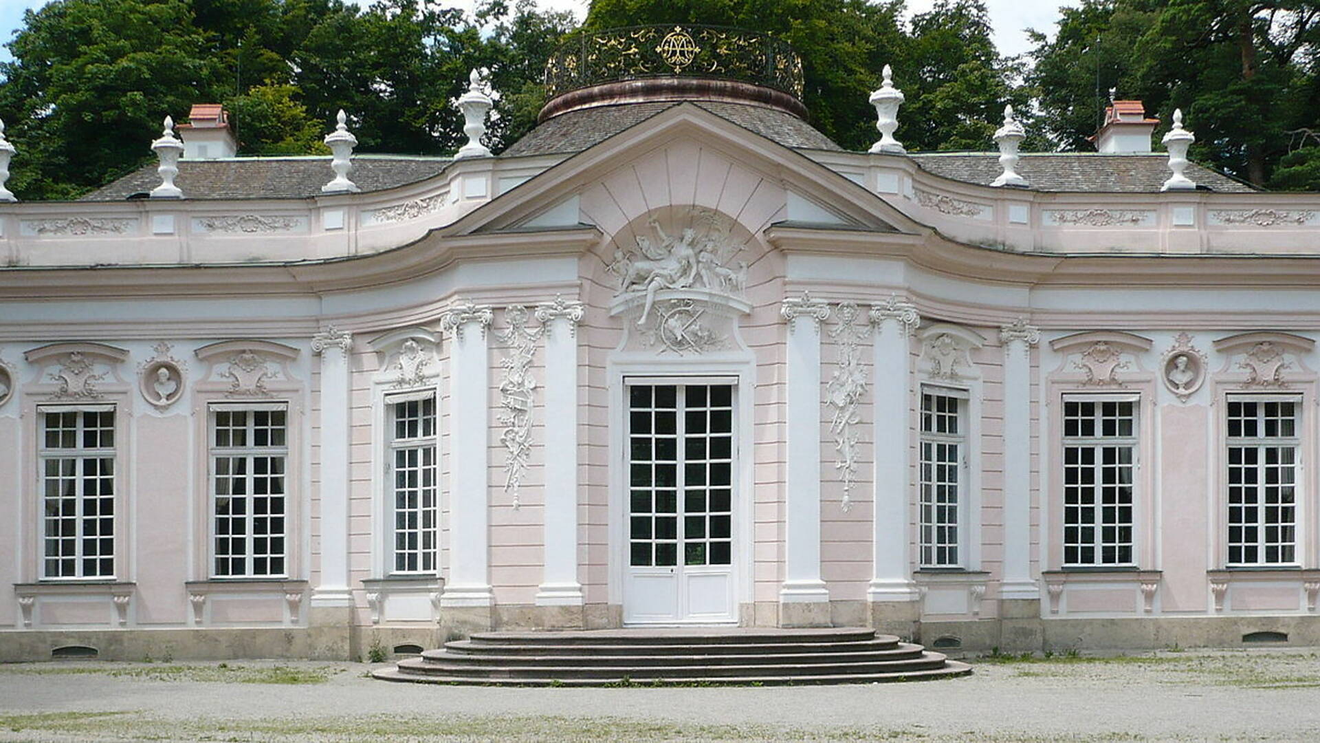 10 Most Beautiful Buildings in Munich to See on Your Trip