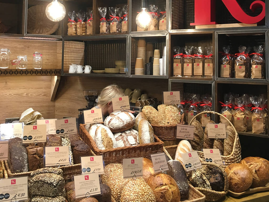 30 Best Cafes in London: Ace Cafes To Try Right Now