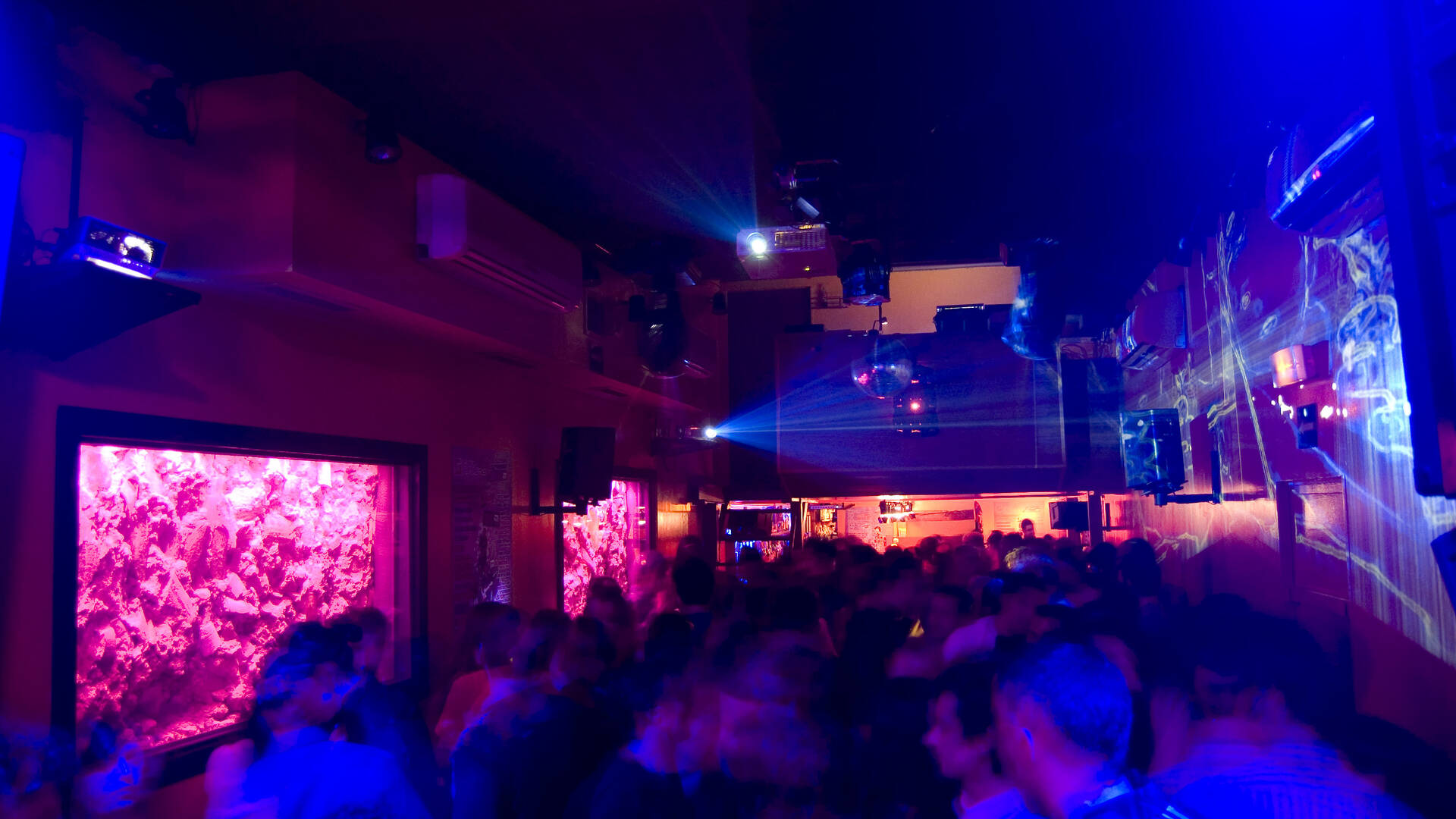 Nightlife in Madrid: 15 Brilliant Places to Go Out