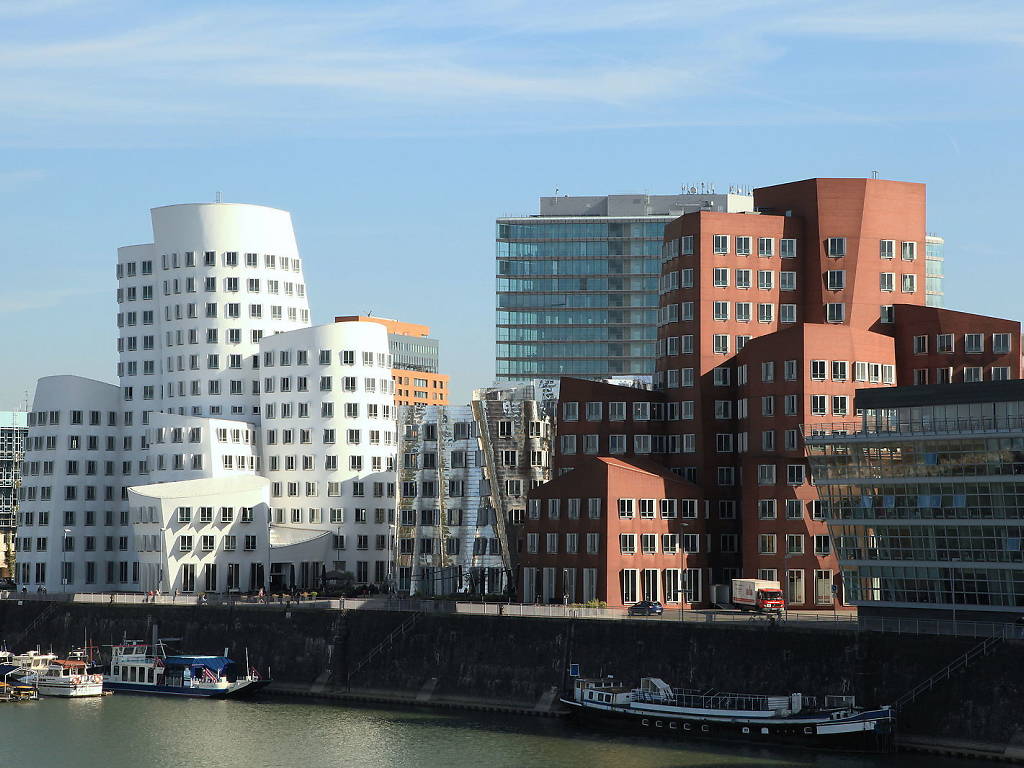 10 Most Beautiful Buildings in Düsseldorf Worth Visiting