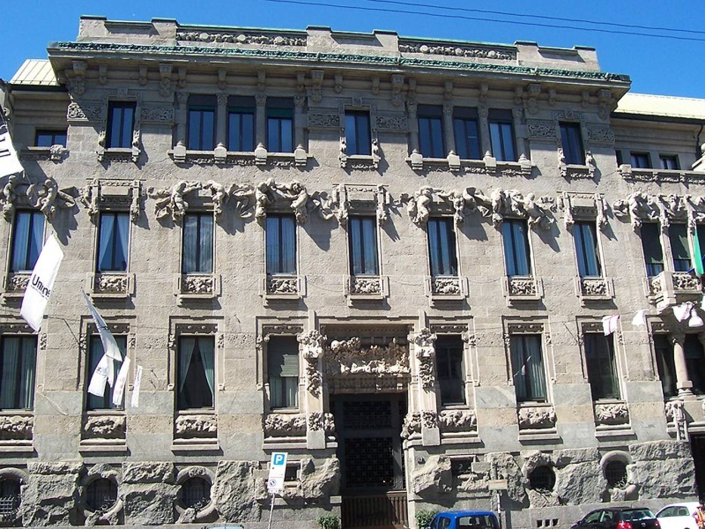 10 Utterly Beautiful Buildings in Milan