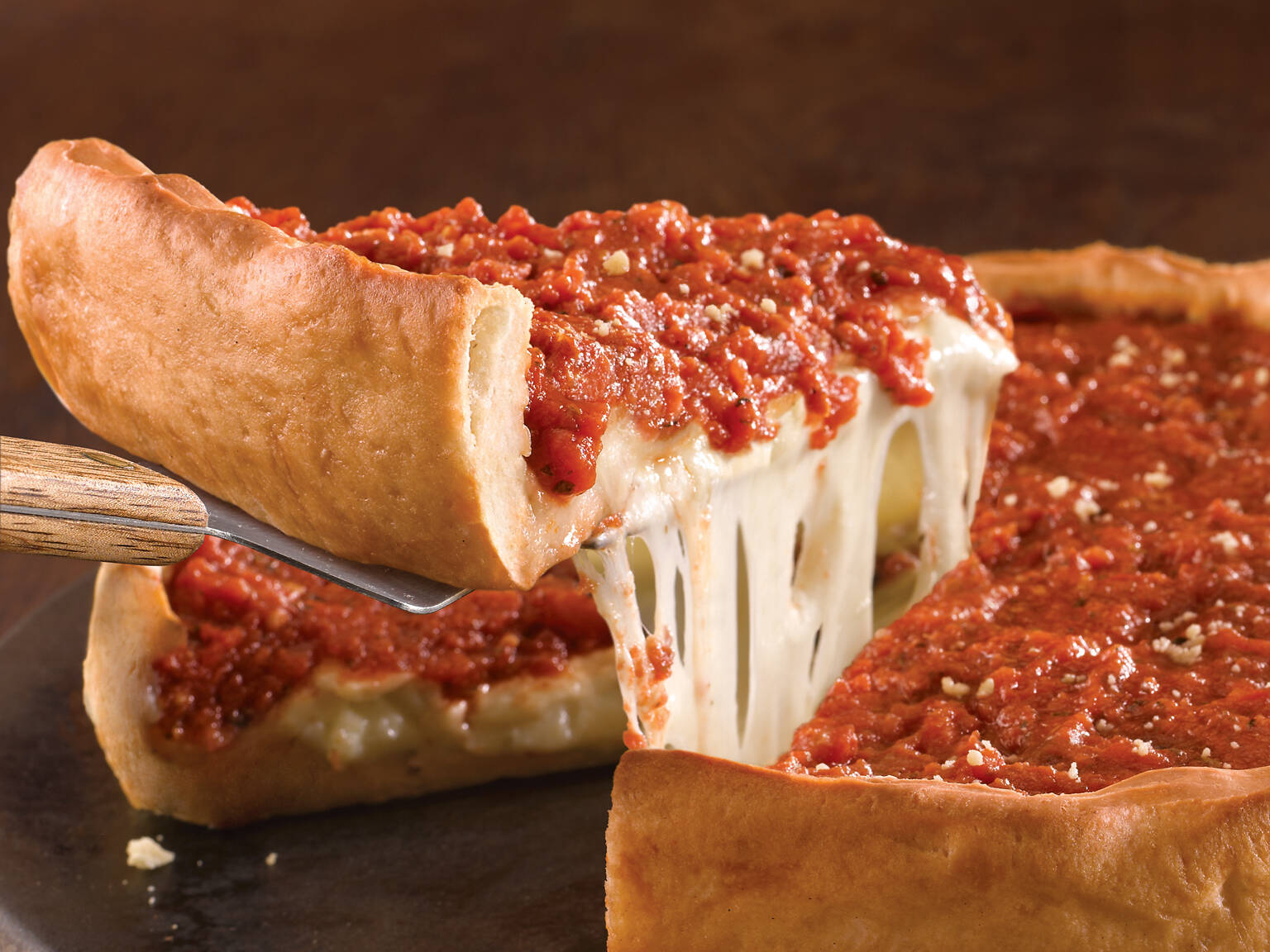 21 Best Deep Dish Pizza in Chicago For Giant Slices